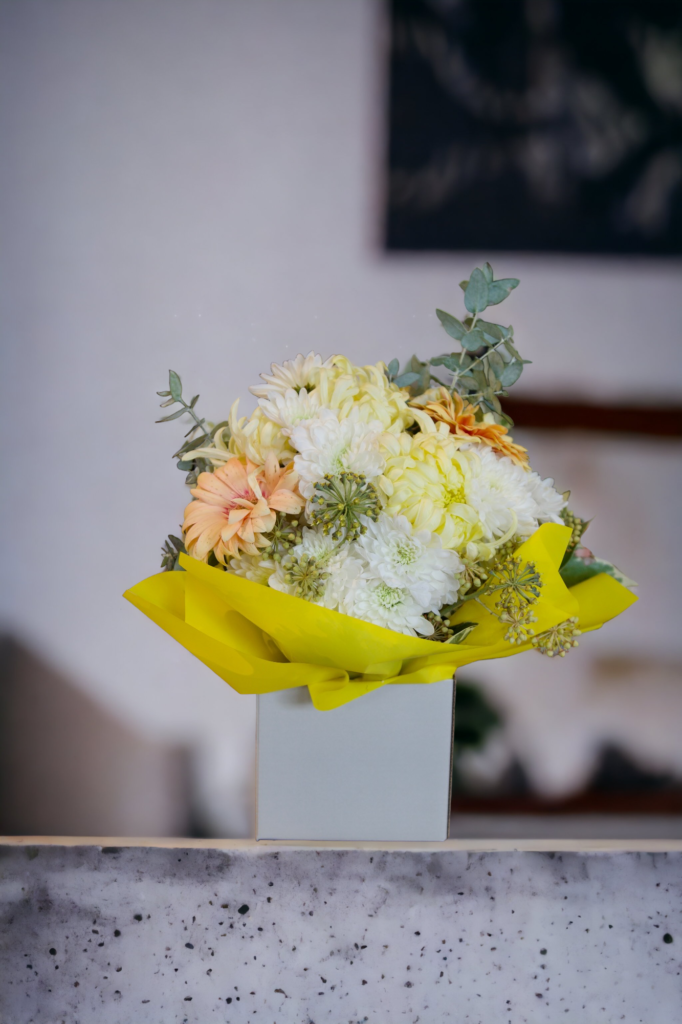 Posy Box – Voigt's Flowers